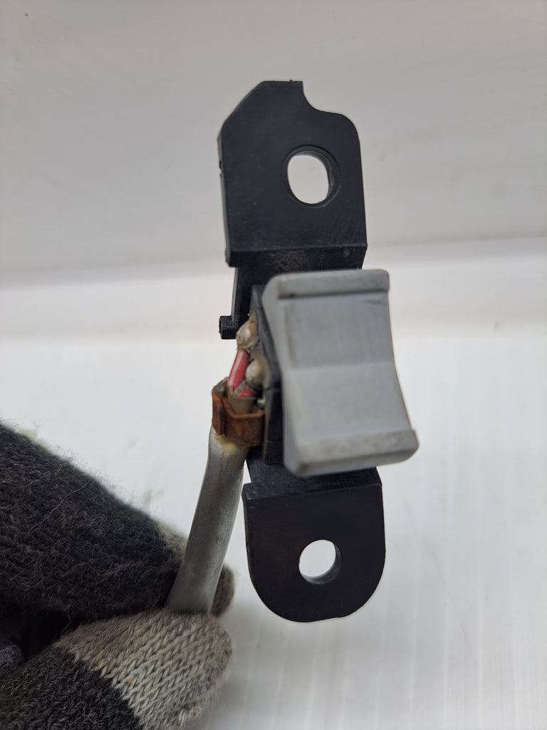 Yamaha Fuel Reserve Switch – Oshawa Cycle Salvage