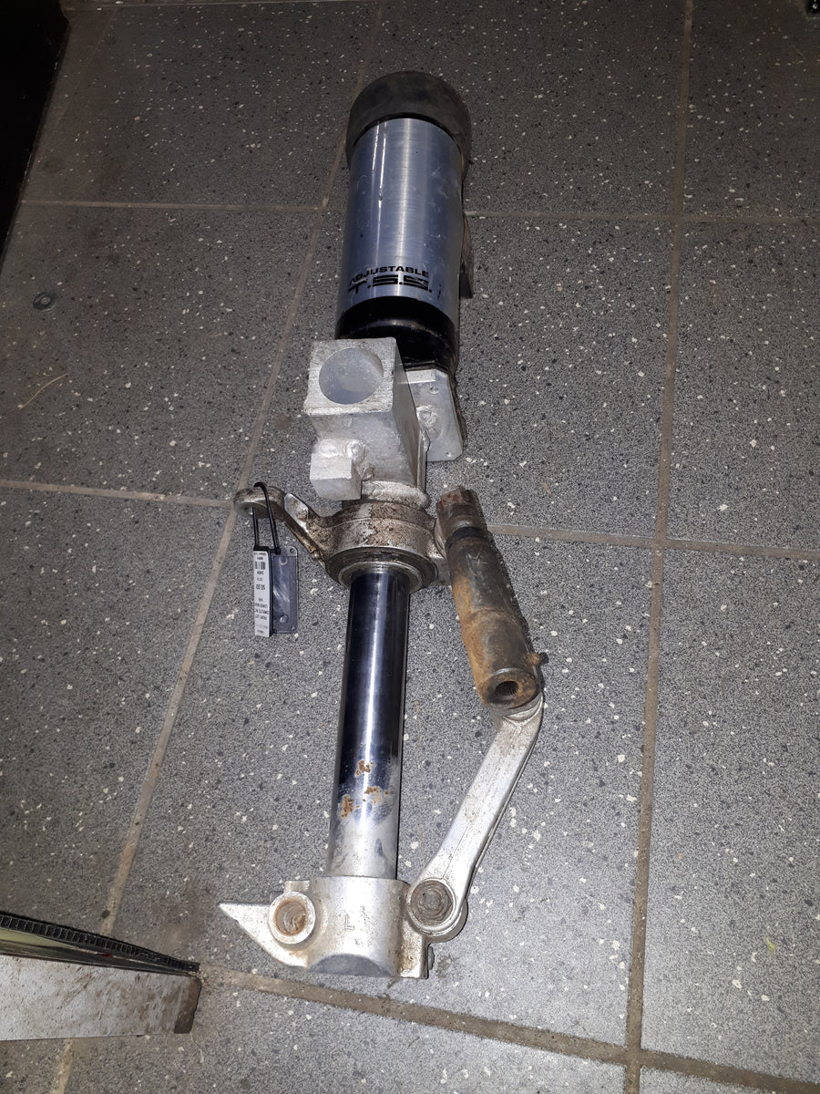 1995 VMAX-4 800 FRONT LEFT STRUT COMPLETE – Oshawa Cycle Salvage